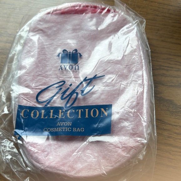Avon | Bags | Avon Gift Collection Pink Cosmetic | Poshmark
